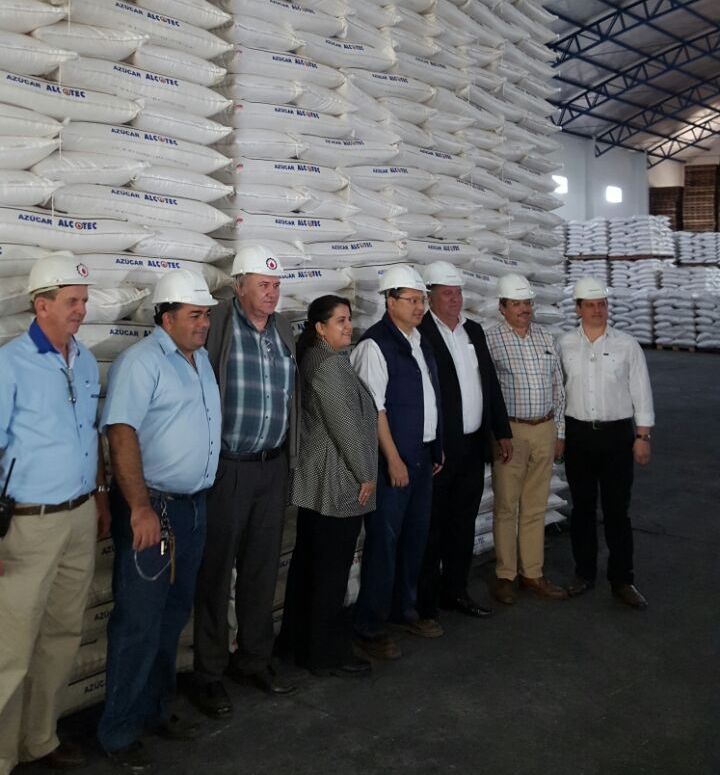 MIC verifica alcoholeras en Caaguazú - Nacionales - ABC Color