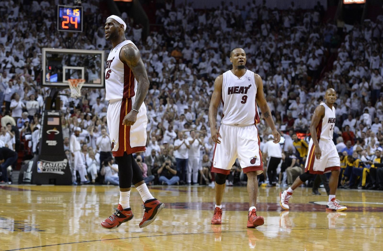 Heat, a un triunfo de las finales en la NBA - Básquetbol - ABC Color