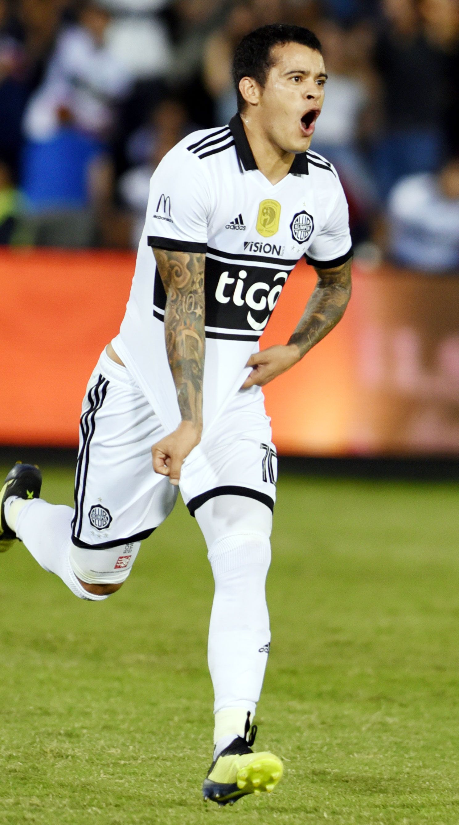 El invicto en juego - Deportes - ABC Color