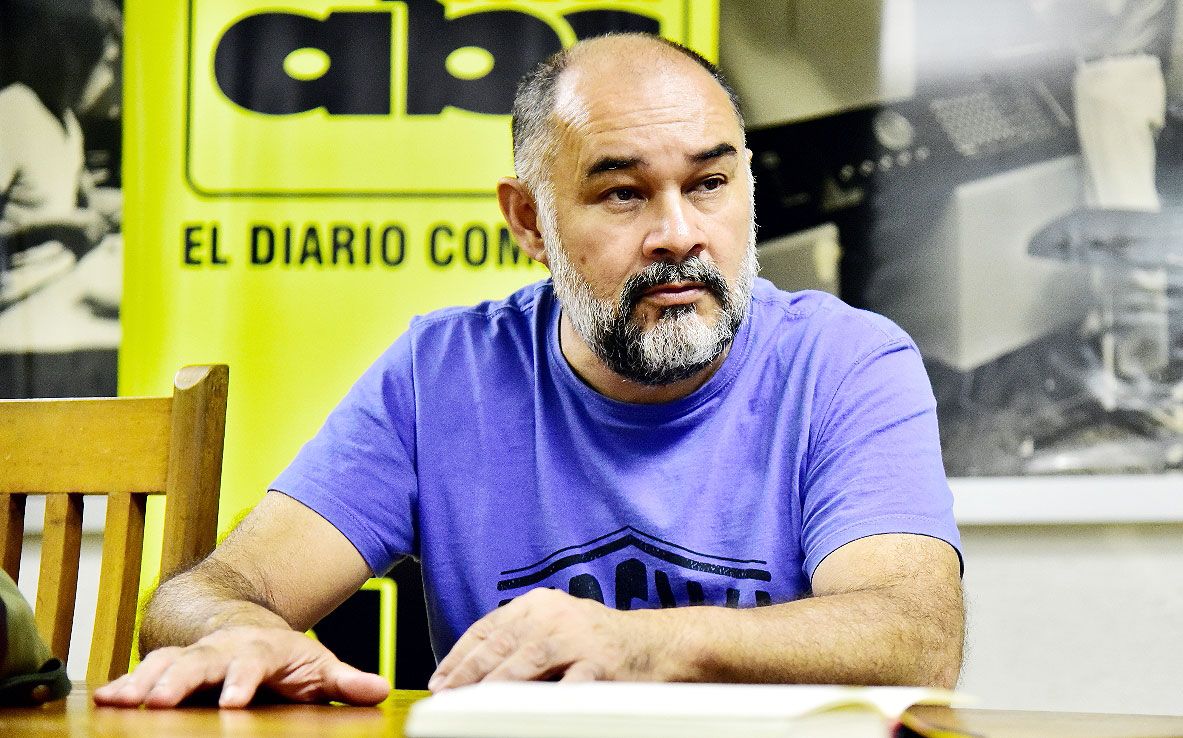 Calolo Rodríguez da un toque grotesco a Patiño - Artes y Espectáculos ...