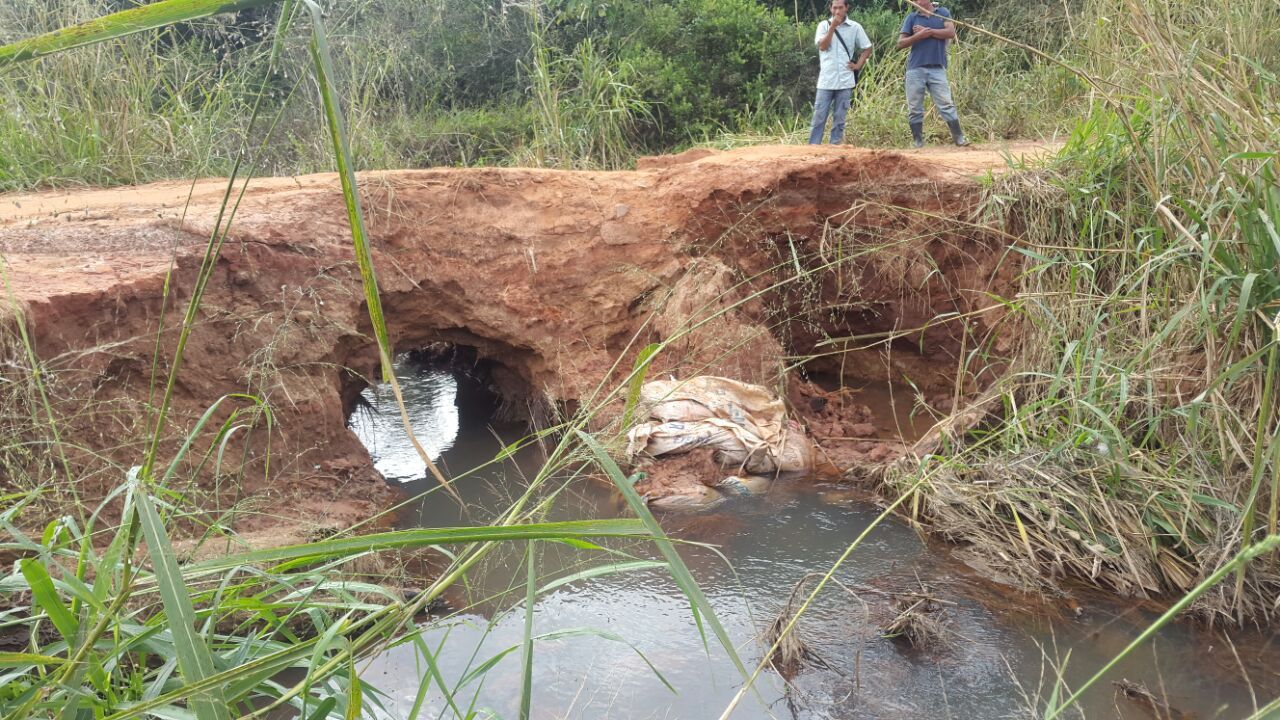 Autoridades se desentienden de reparar puente - Nacionales - ABC Color