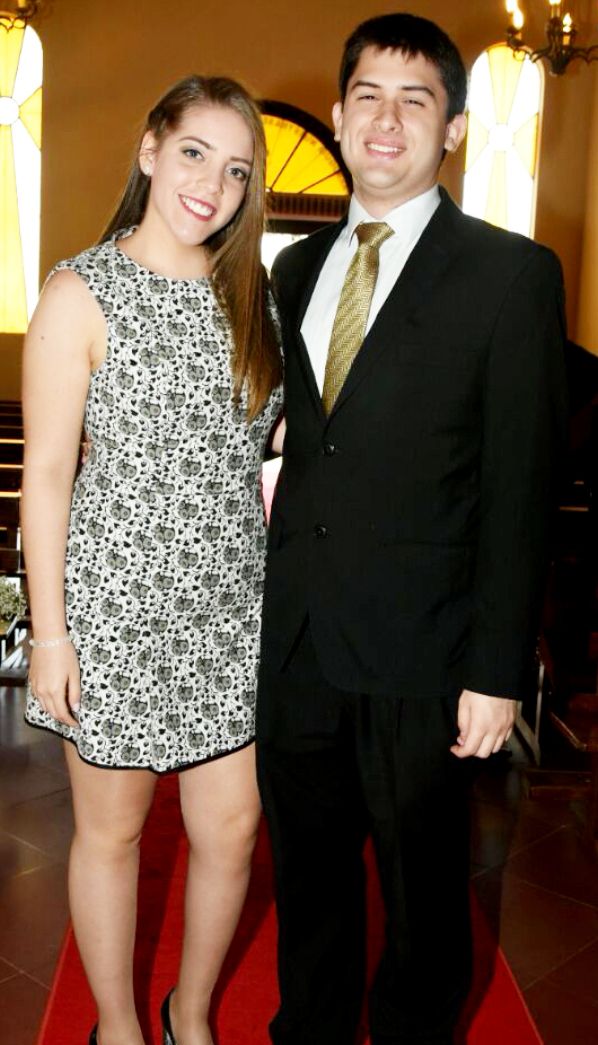 El casamiento de Daniela Pavía y Carlos Vera - Sociales - ABC Color
