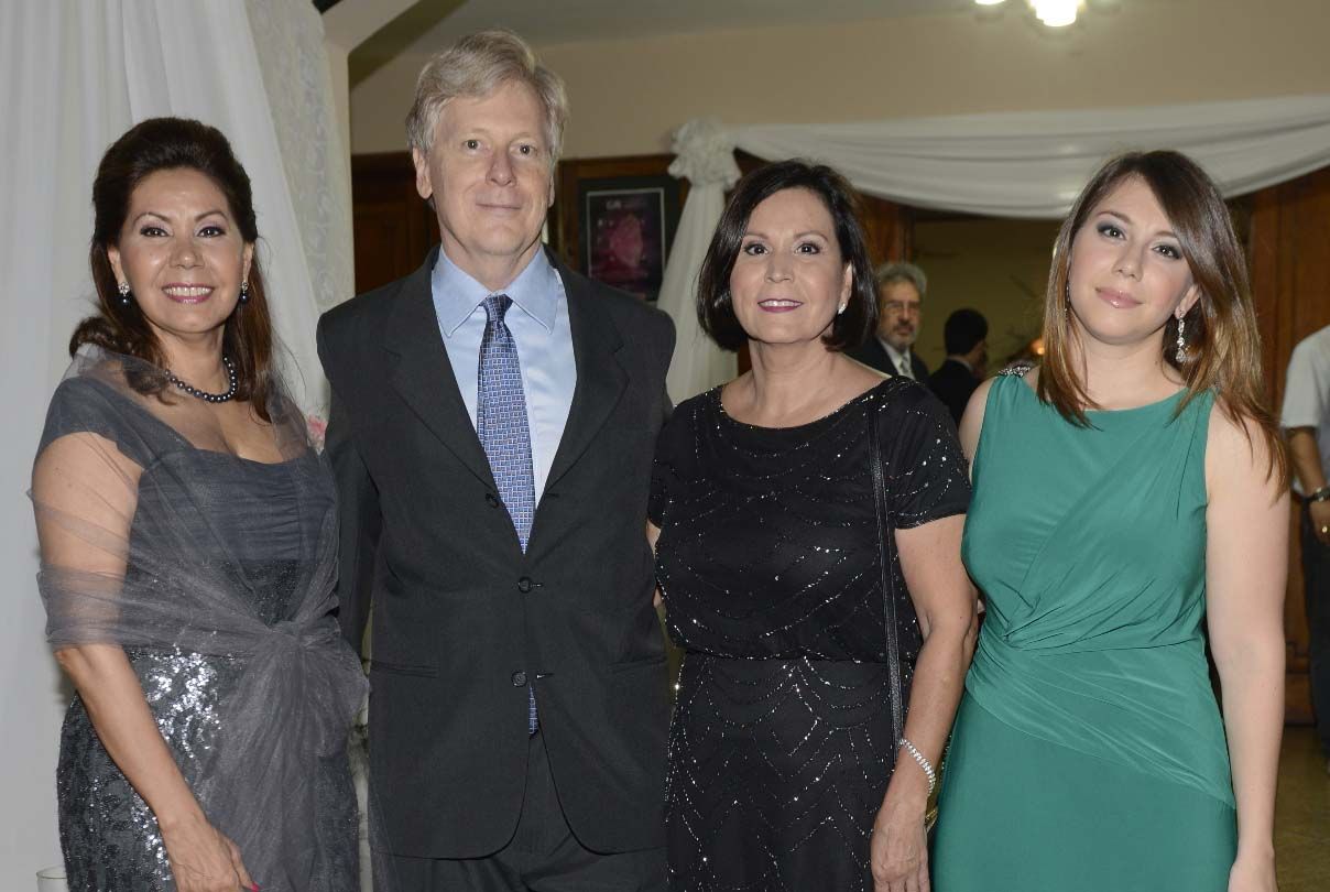 Patricia Paredes y Facundo Zorraquín - Sociales - ABC Color