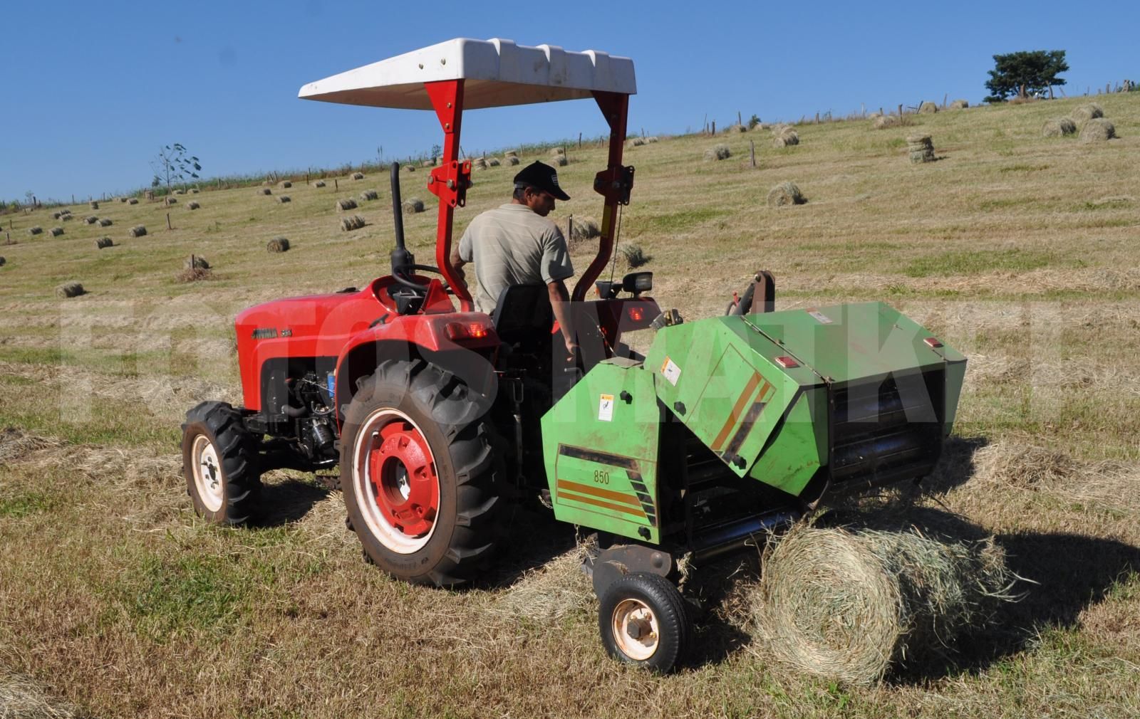 Enfardadora para pequeñas superficies - ABC Rural - ABC Color