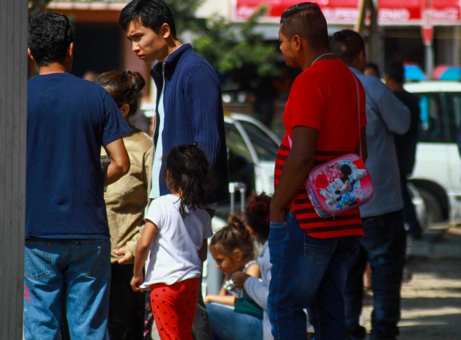 EE.UU. dice que ha reunido a 522 niños inmigrantes con sus familiares ...