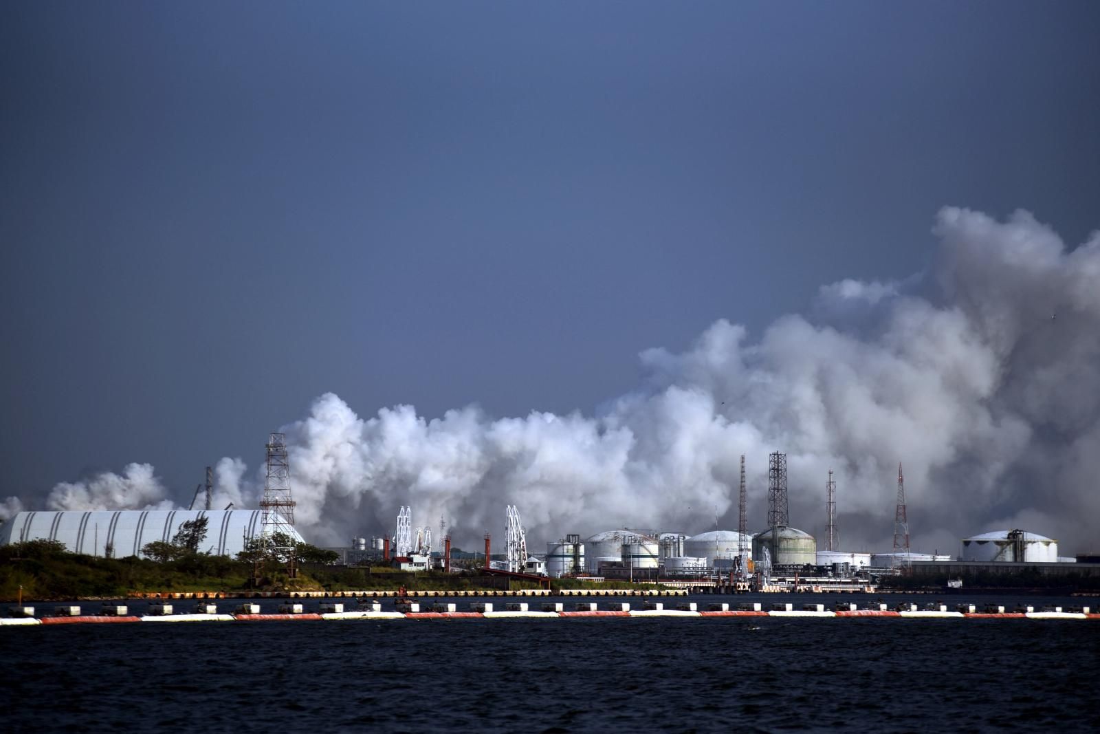 Explosión en planta de Pemex deja unos 24 muertos - Mundo - ABC Color