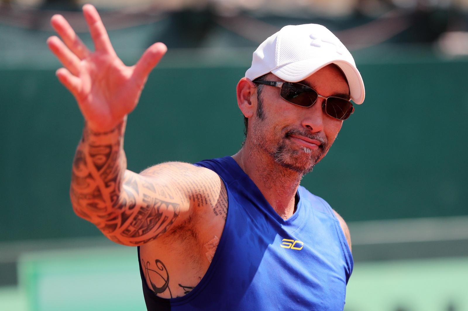 'Chino' Ríos pide perdón - Tenis - ABC Color