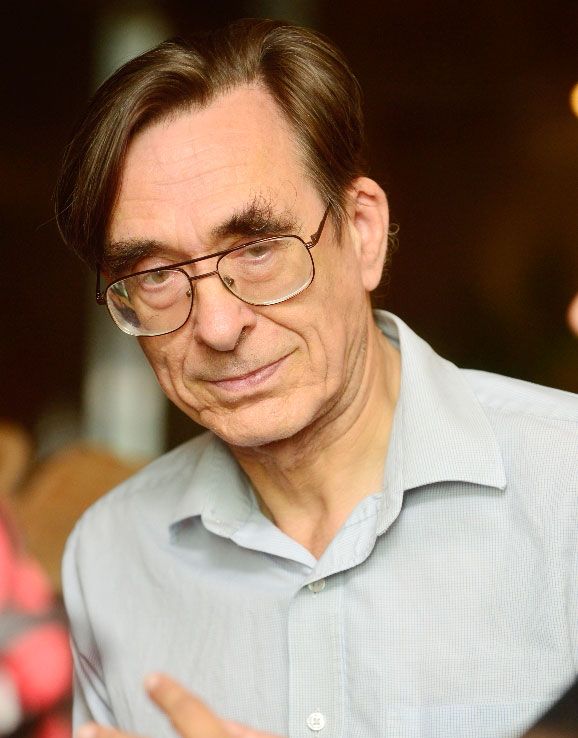 Barry Cooper, tras las pistas musicales de Beethoven - Artes y ...