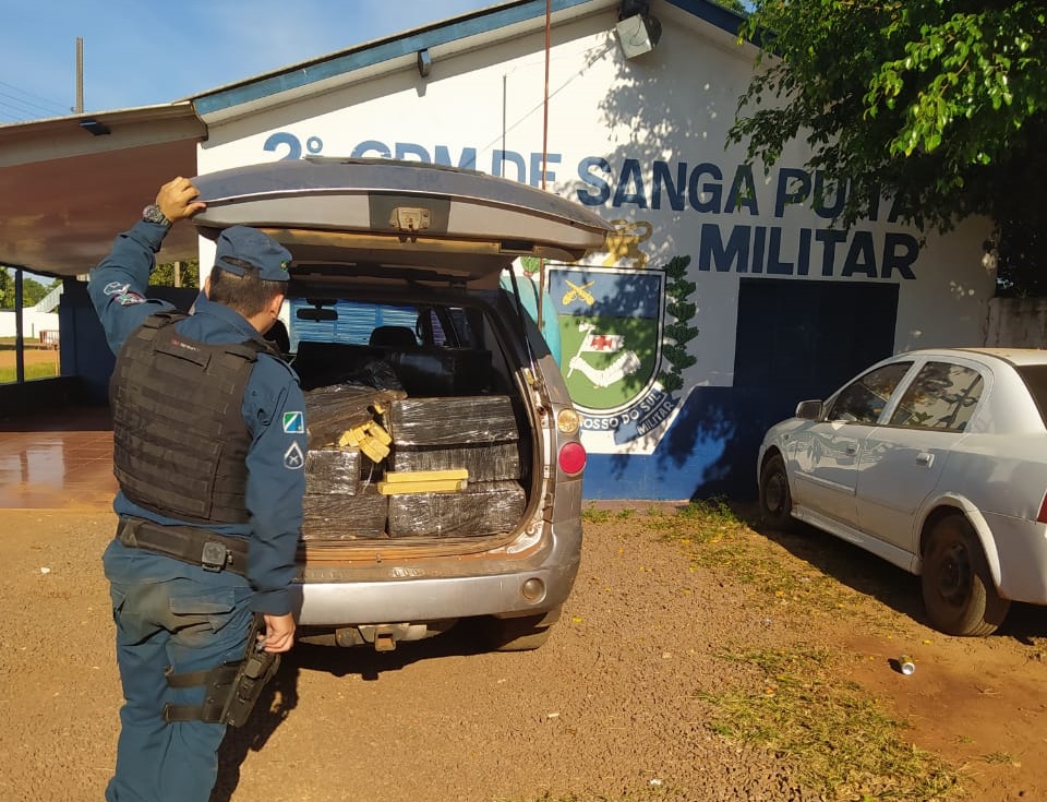 Incautan En Ponta Porã Vehículo Repleto De Marihuana Nacionales Abc