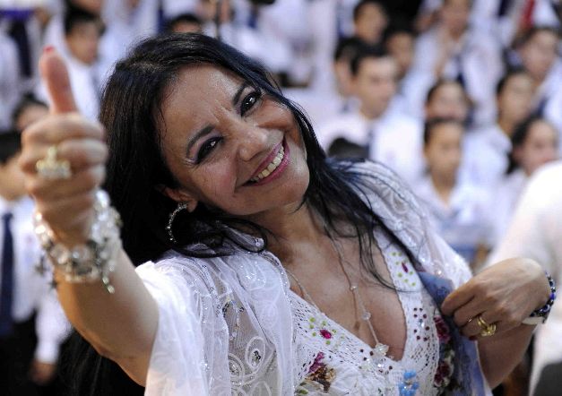 Perla canta mañana en San Bernardino - Weekend - ABC Color