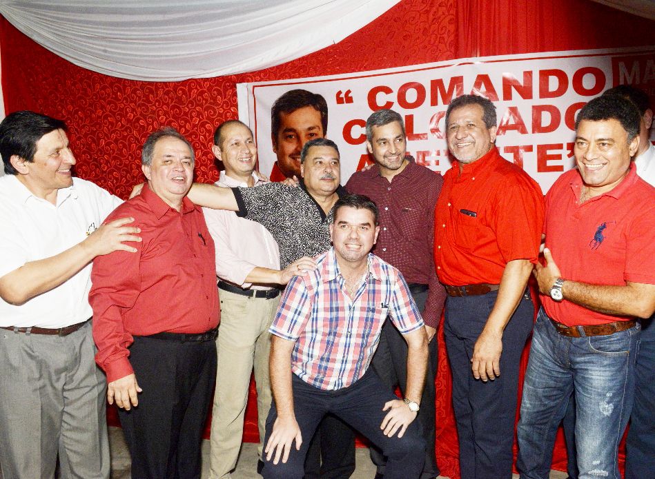 Abdo recibe apoyo de funcionarios del BCP - Política - ABC Color