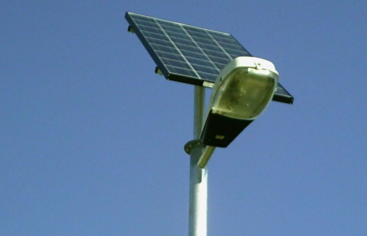 Alumbrados solares podrían ahorrar millones a la ANDE - Economía - ABC ...