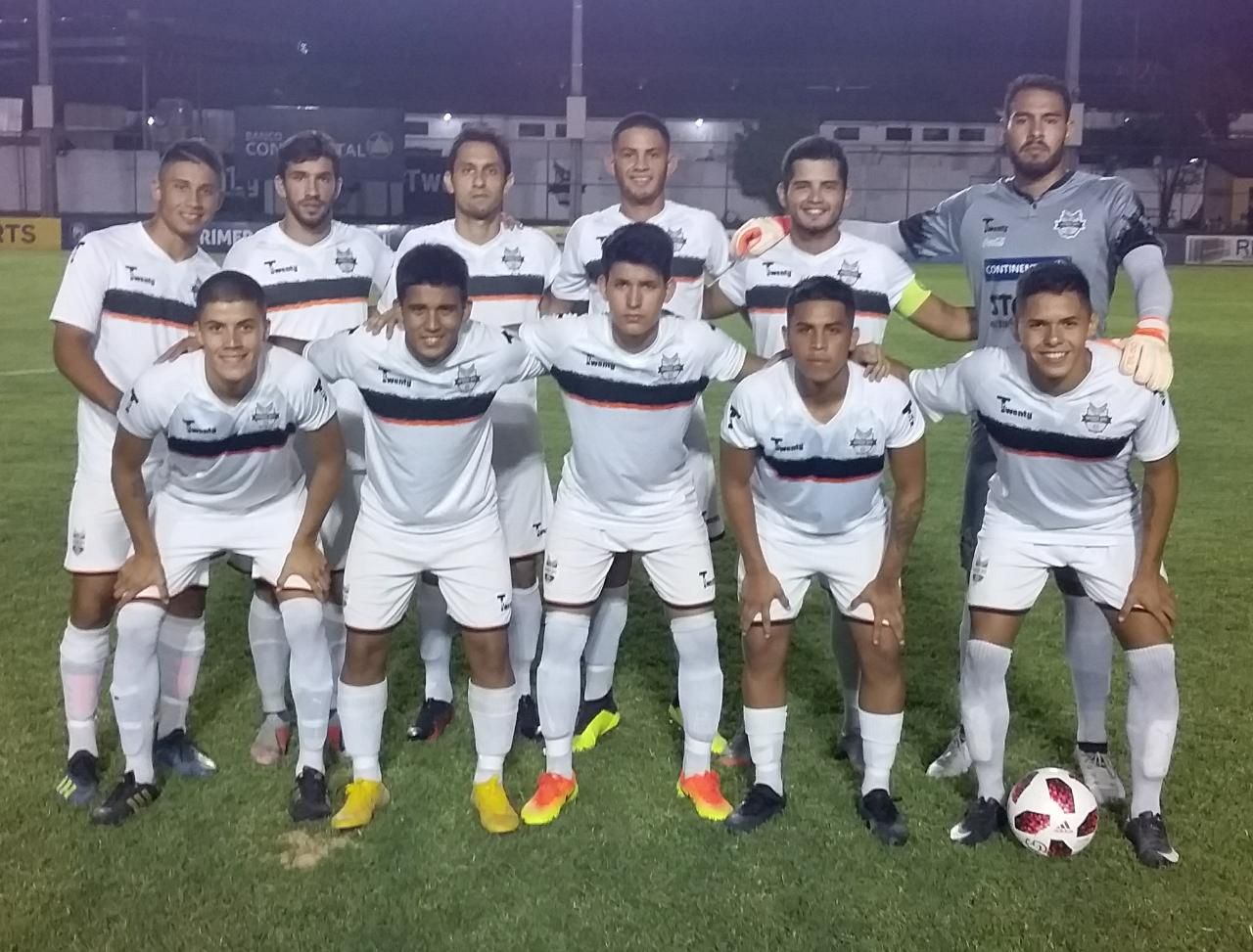 General Díaz, líder momentáneo en Reserva - Fútbol - ABC Color