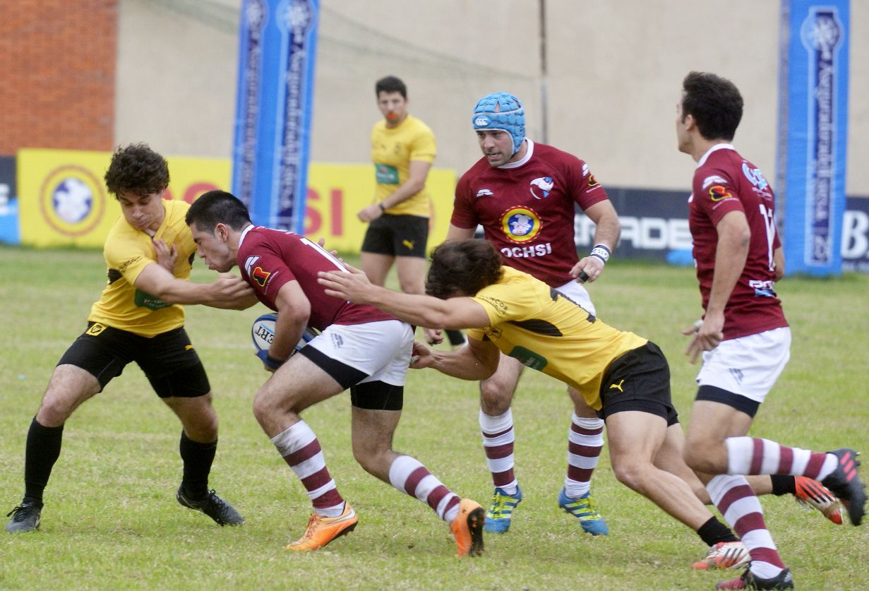 El puntero Curda juega en casa - Deportes - ABC Color