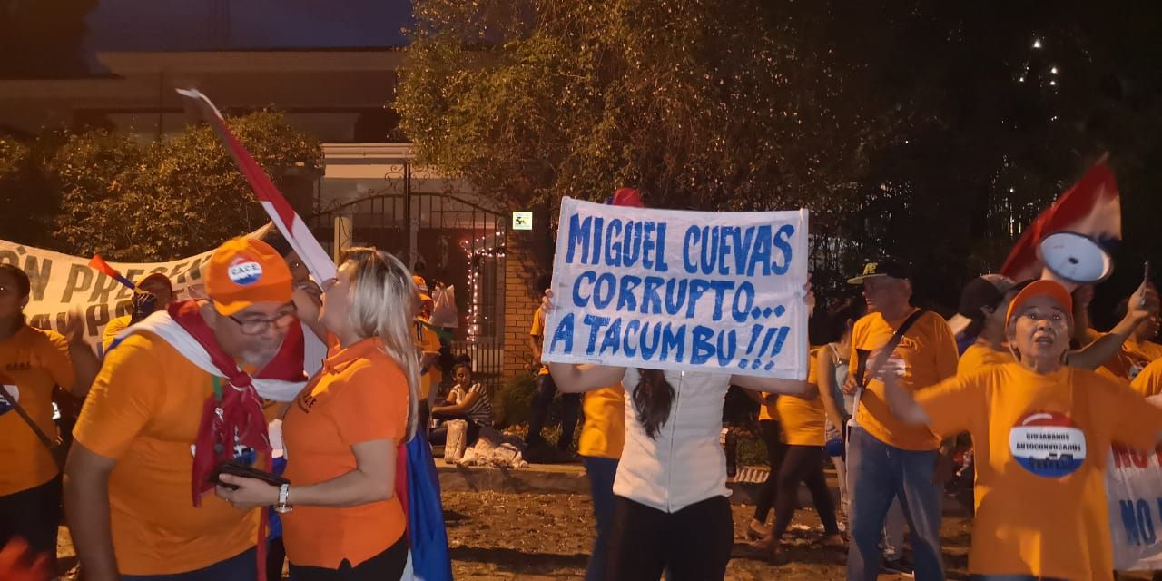 Último escrache del año - Nacionales - ABC Color