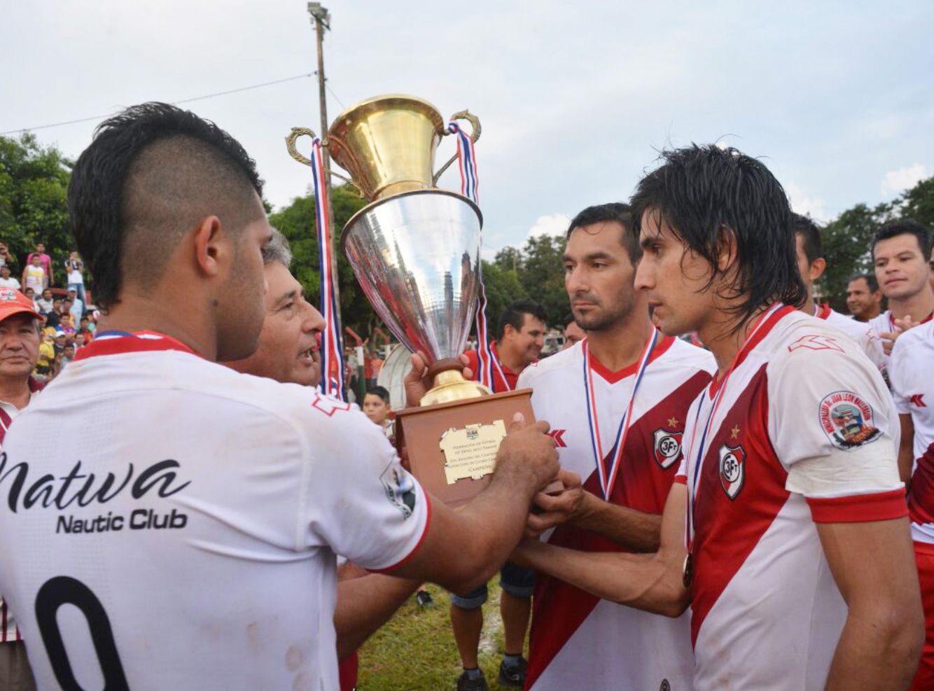 El 3 de Febrero de Tacuaró, campeón de campeones - 3 Fronteras - ABC Color