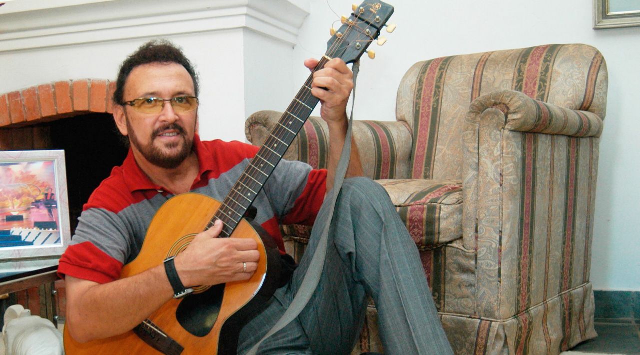 Homenaje a Carlos Báez - Weekend - ABC Color