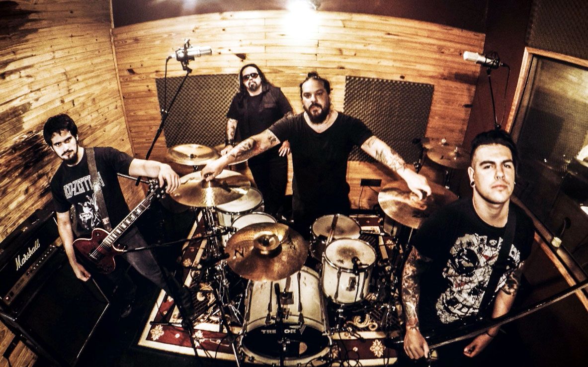 El Mosh Tour lleva todo el metal nacional hasta Barrero - Artes y ...