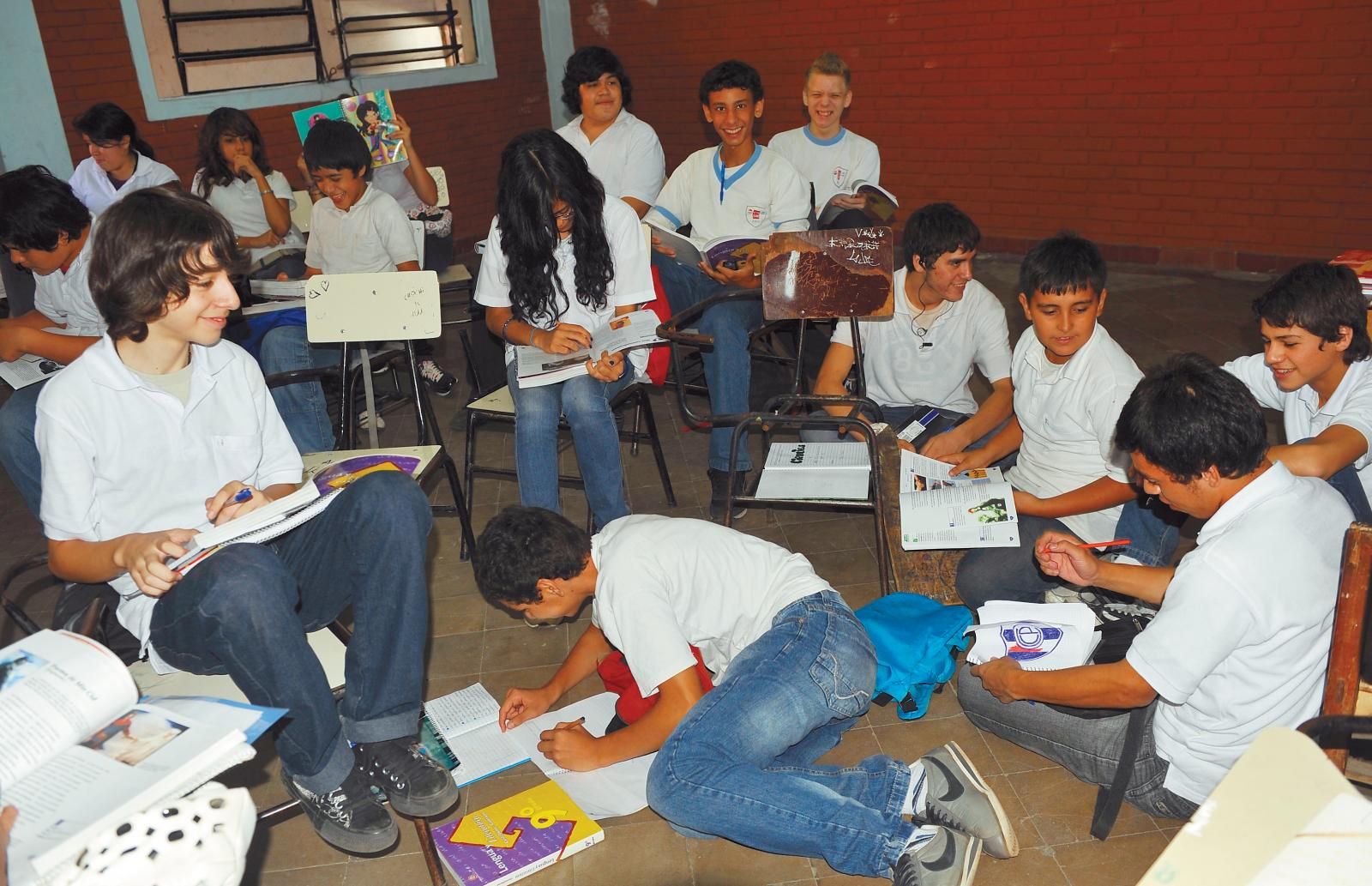 ¿Qué pasa en las aulas? (3) - Escolar - ABC Color