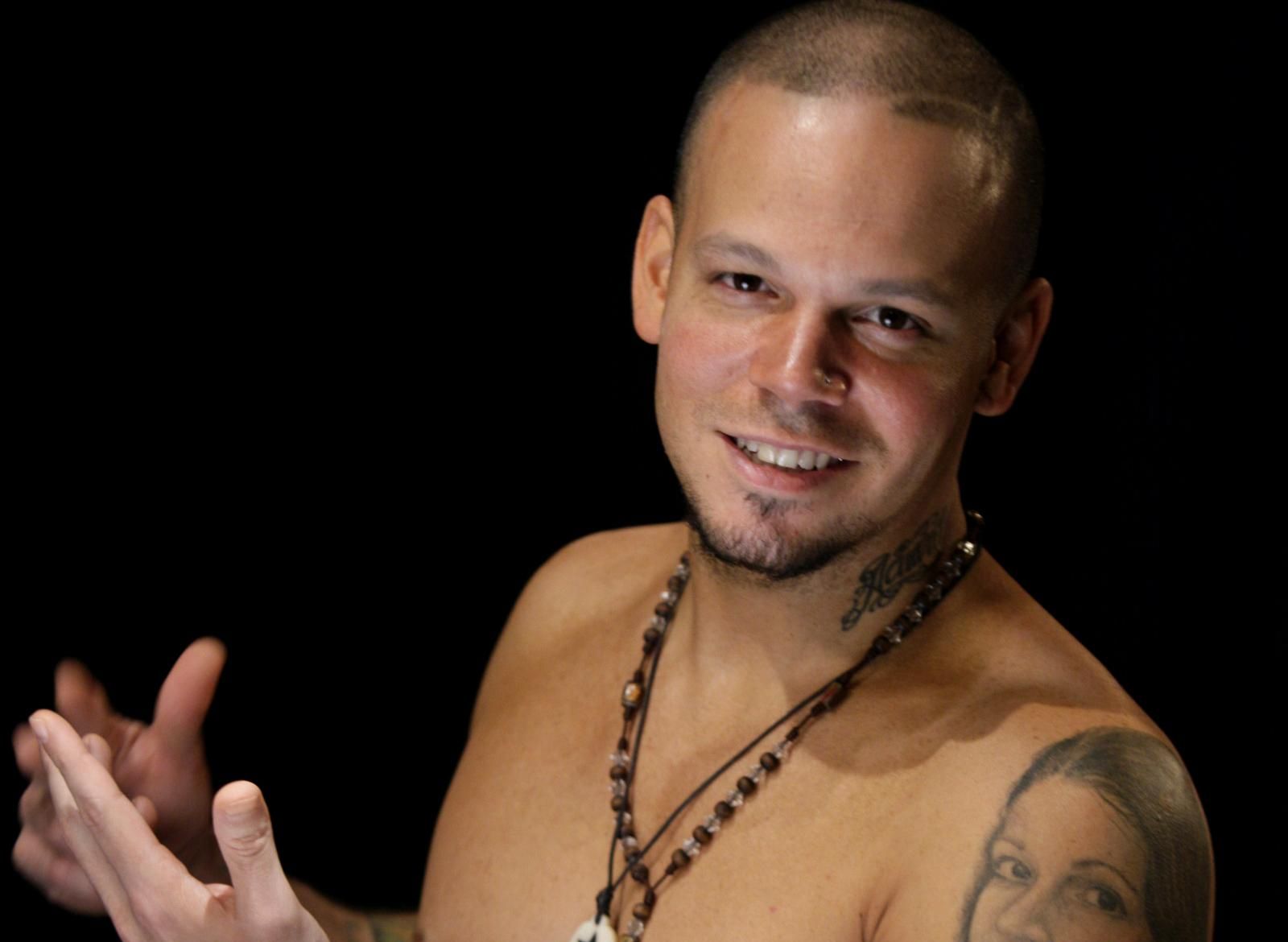 Cantante de Calle 13 insinúa que trabaja en un álbum en solitario ...