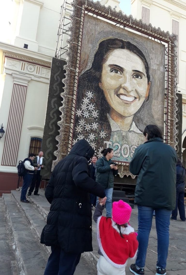 Chiquitunga en la Catedral - Locales - ABC Color