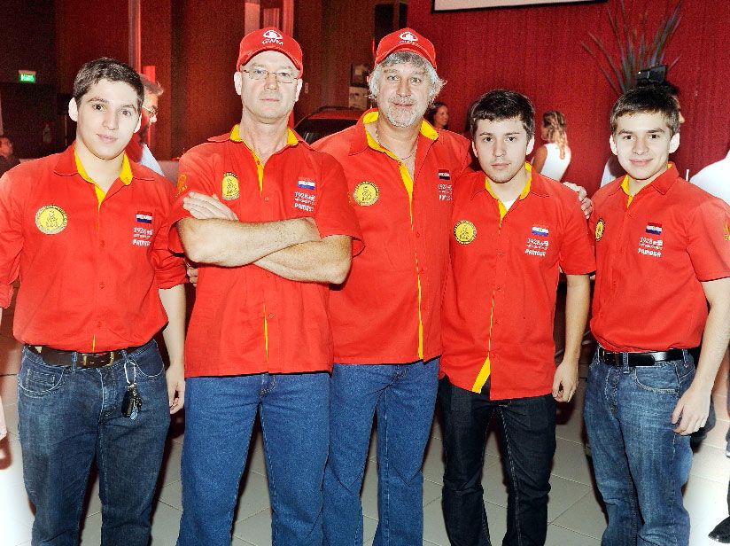 Presentación del equipo GWM para el Dakar - Sociales - ABC Color