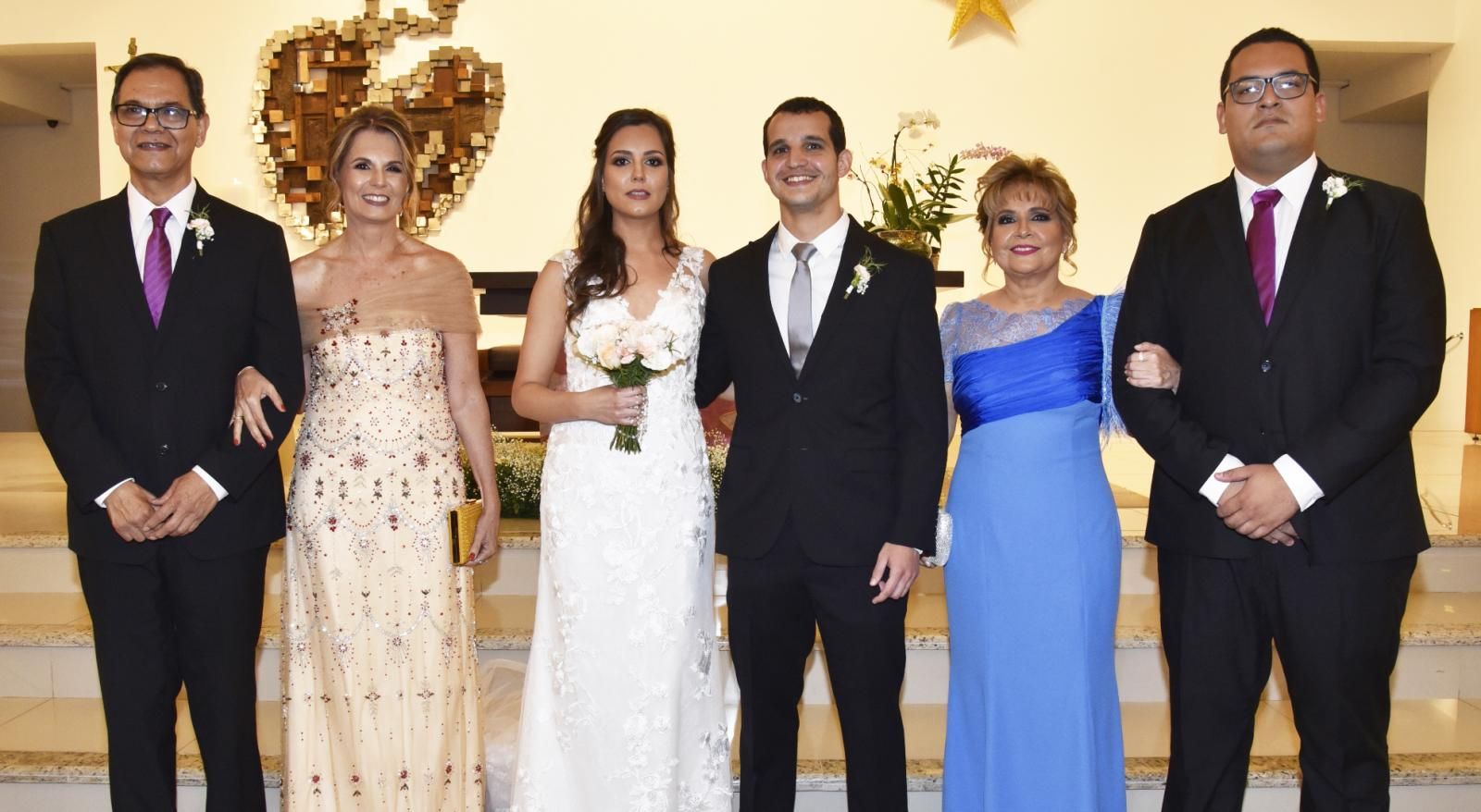 Estefanía Gauto Mariotti y Hugo Macchi Cattoni - Sociales - ABC Color