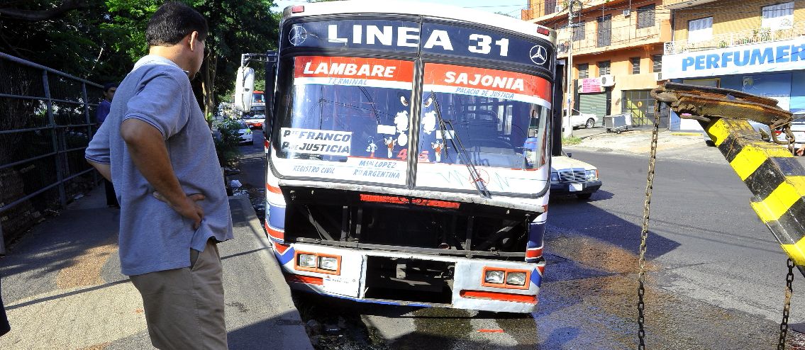 Juez traba licitación de itinerario de la Línea 31 - Economía - ABC Color
