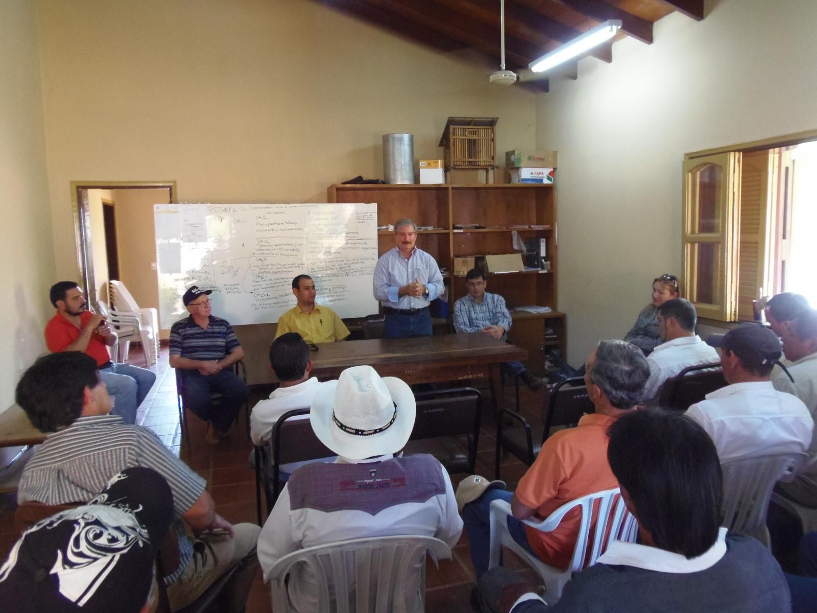 Quieren seguir pescando dorados - Nacionales - ABC Color