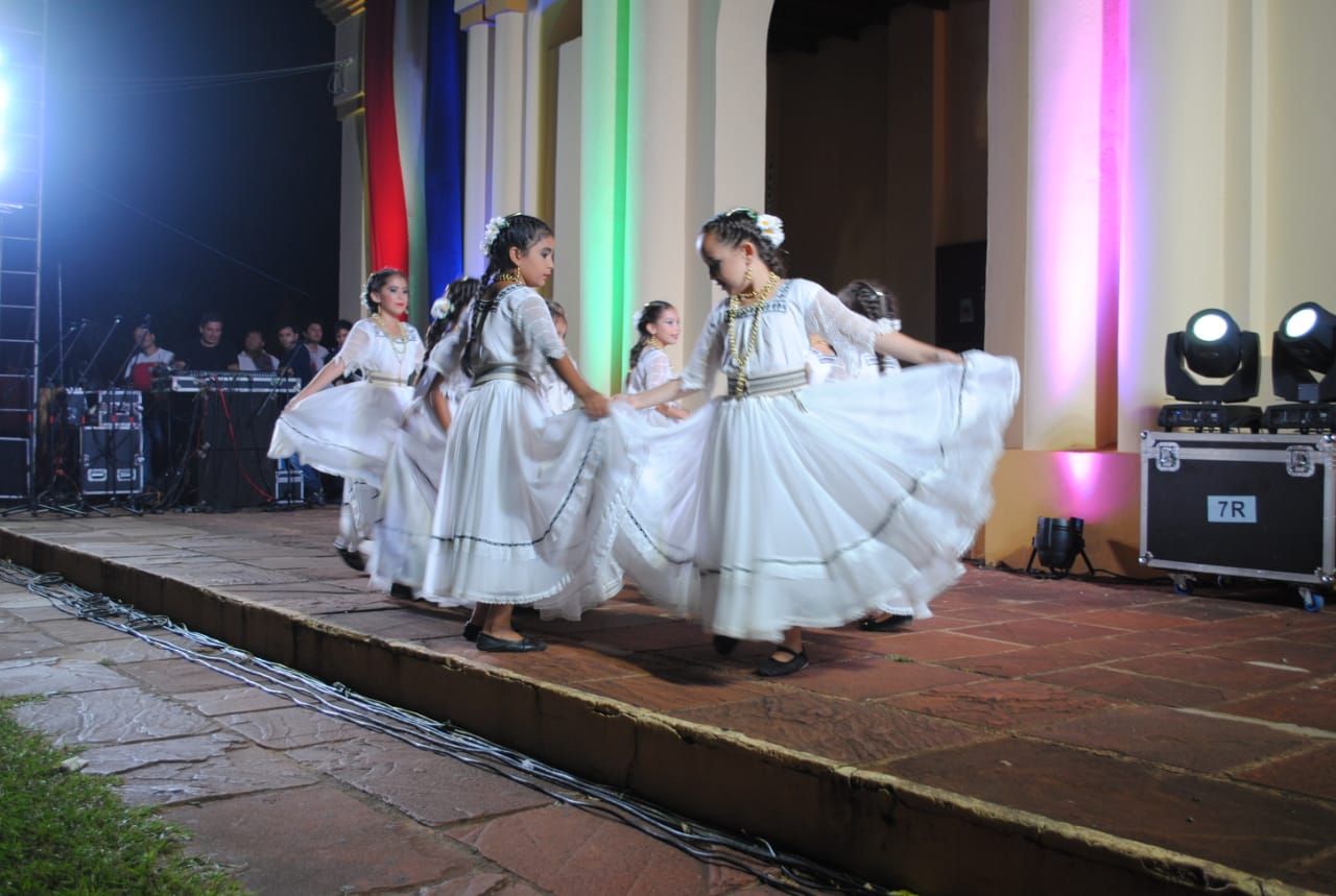 Noche de nostalgia santiagueña - Nacionales - ABC Color