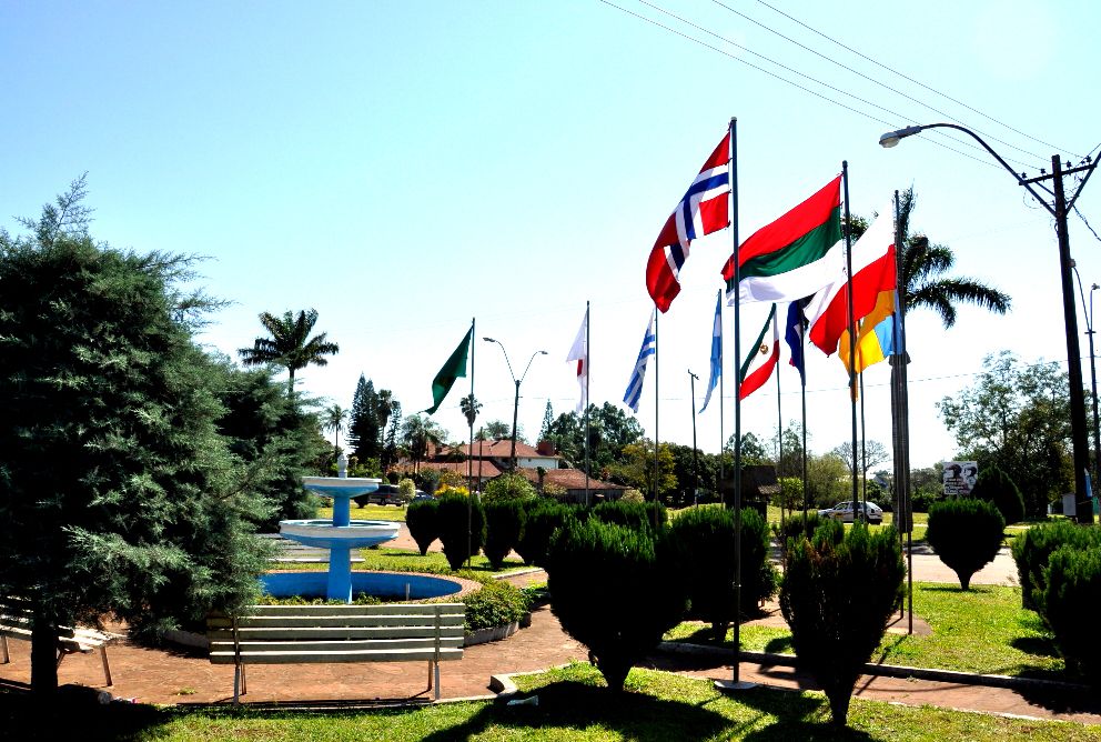 Vía férrea potenciará el sector económico y turístico de Fram - Gaceta ...