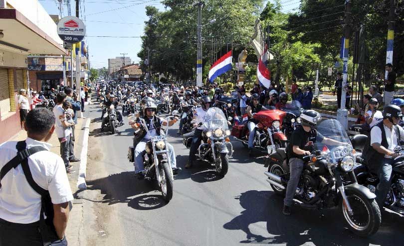 Las Harley Davidson, de paseo por Luque y San Ber - Deportes - ABC Color
