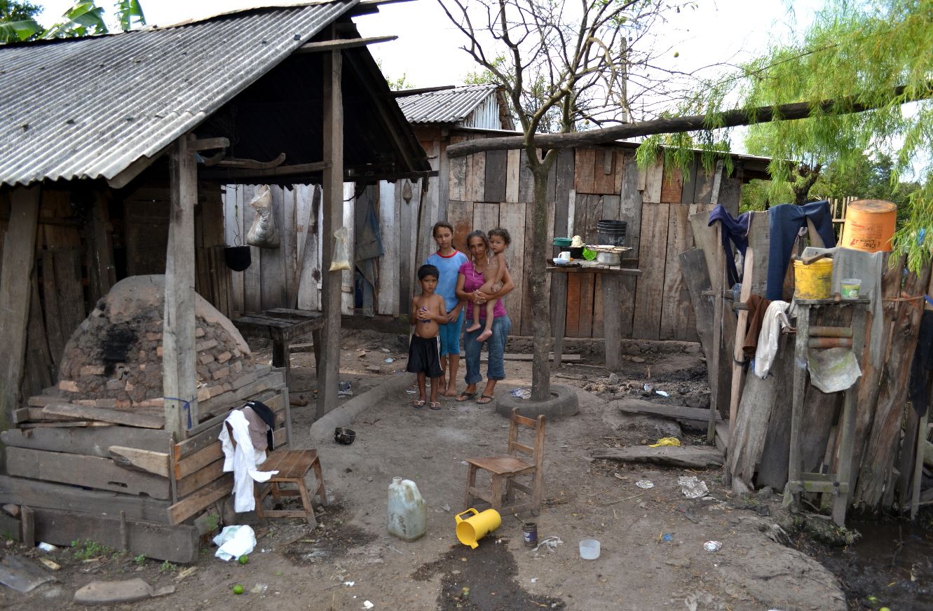 Datos de la pobreza en Paraguay - Multimedia - ABC Color