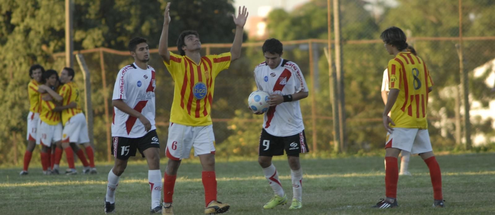 Resquín, contento por el desafío - Fútbol - ABC Color