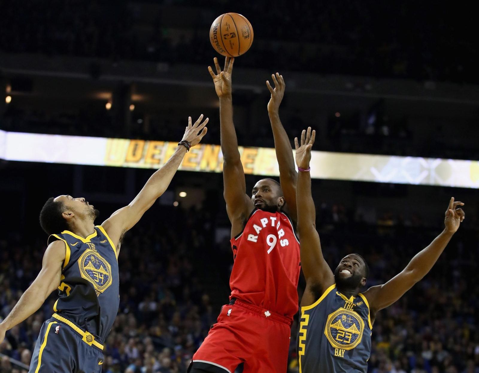 Raptors, sin Leonard, ganan a Warriors - Básquetbol - ABC Color