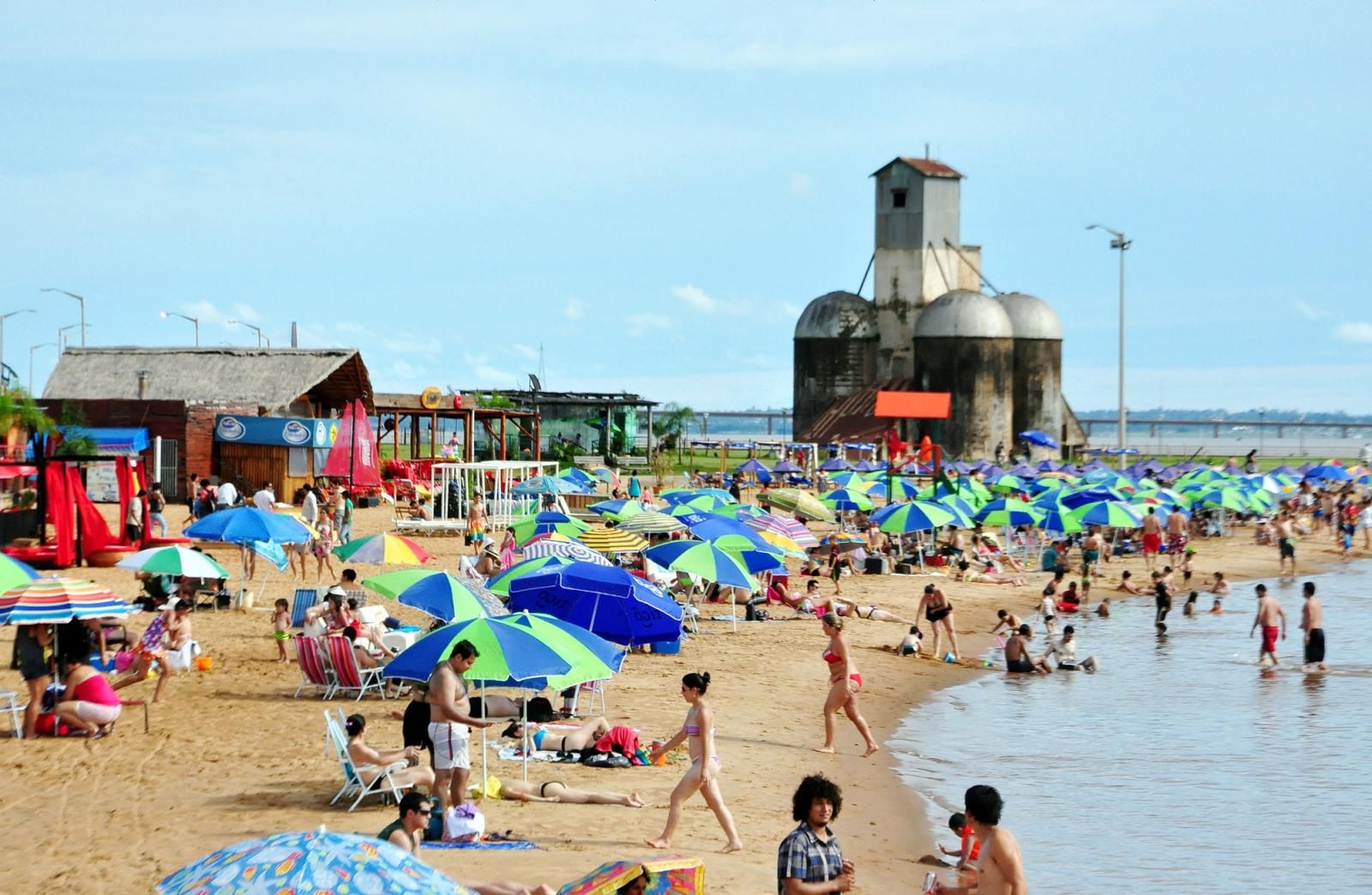 Así llovió el sábado en Encarnación - Infografías - ABC Color