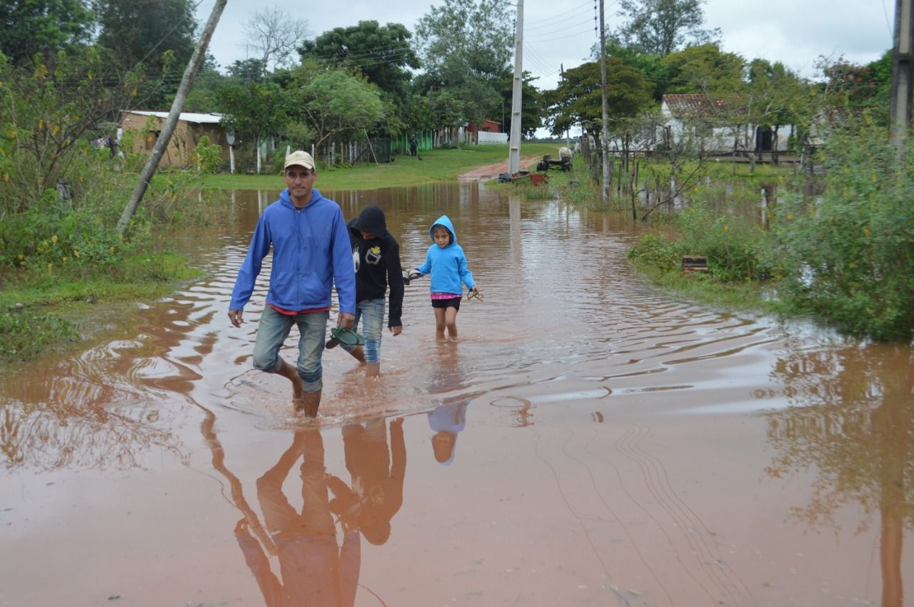 Desborda el río Jejuí en San Pedro - Nacionales - ABC Color