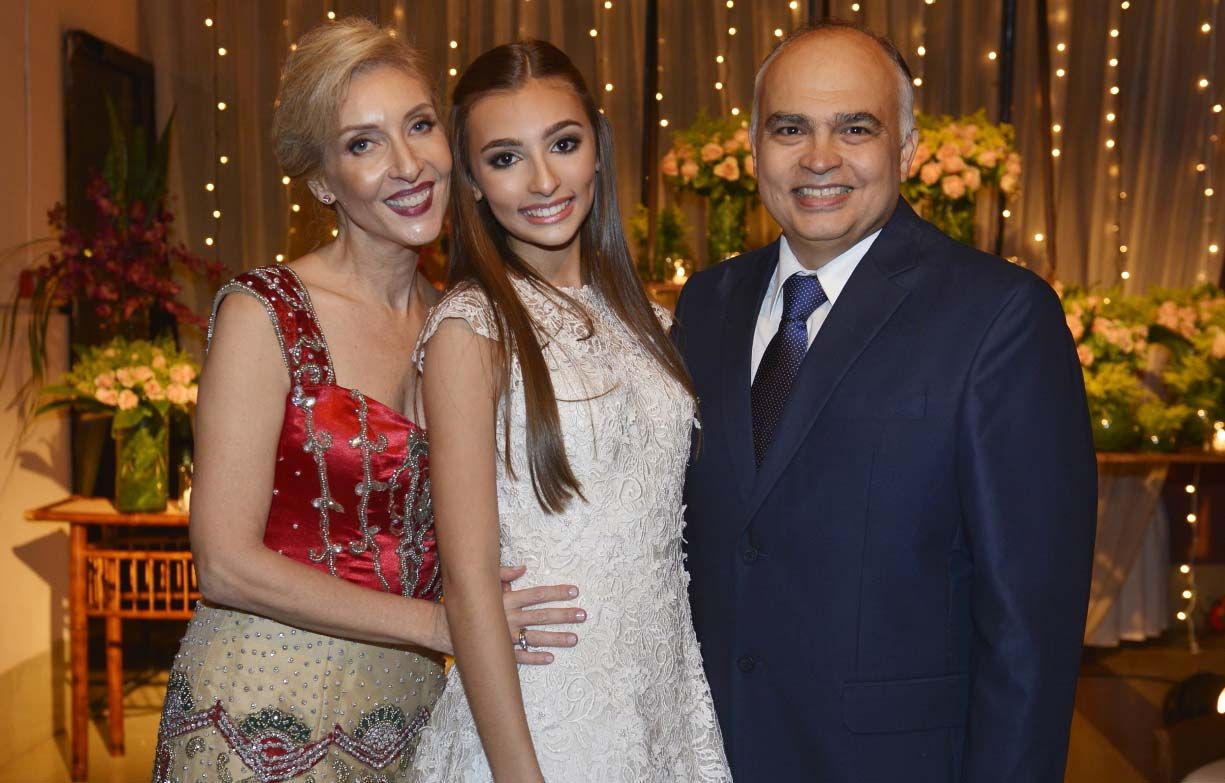 Camila Paz Aranda Ceuppens - Sociales - ABC Color