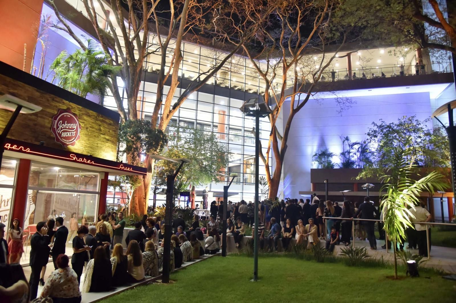 El Mariscal abre su imponente ampliación - Economía - ABC Color