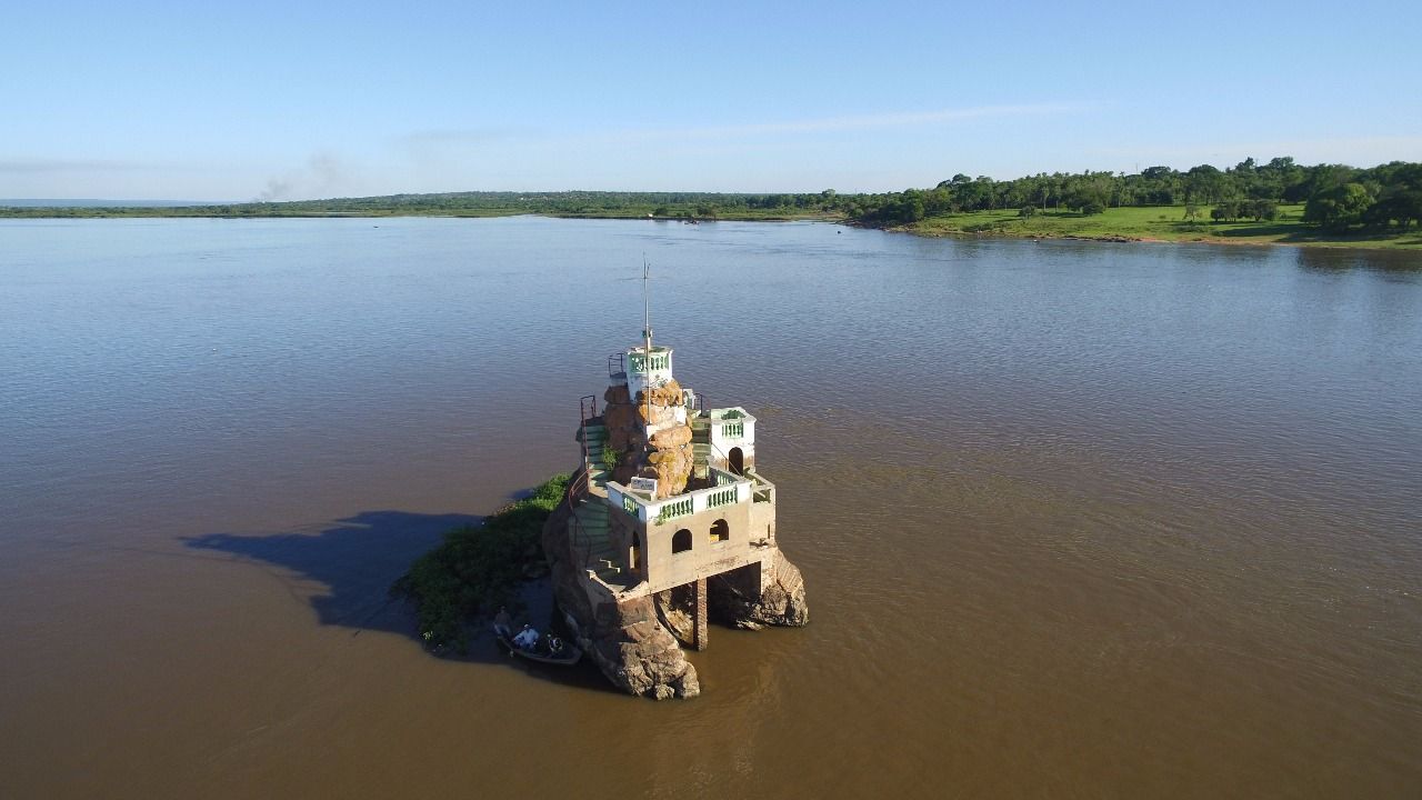 Un castillo en medio del río Paraguay - Galerías de imágenes - ABC Color
