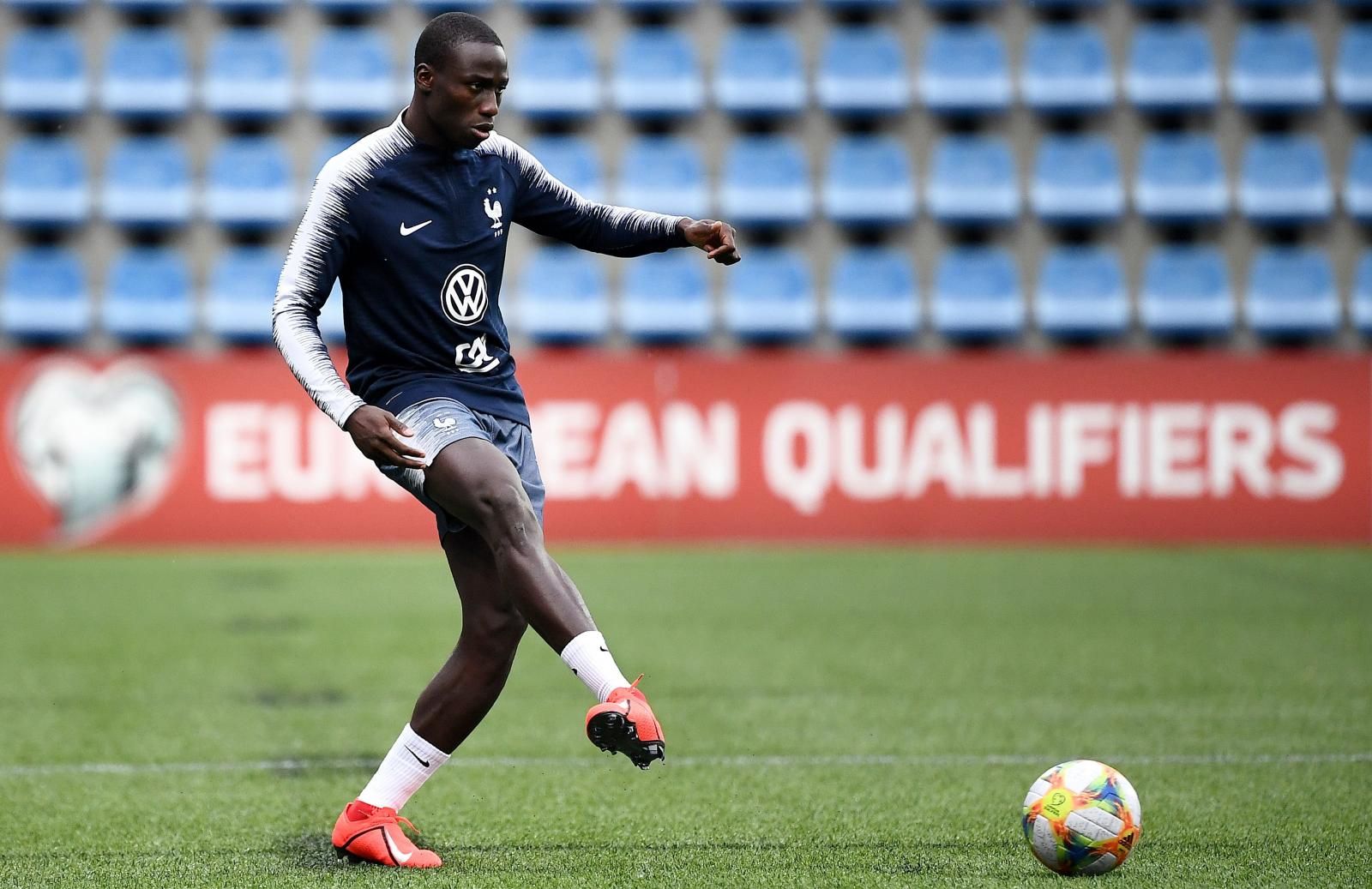 Mendy, nuevo jugador del Real - Fútbol - ABC Color