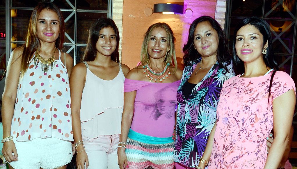 “La Fiesta de las Chicas 2015 ” - Sociales - ABC Color