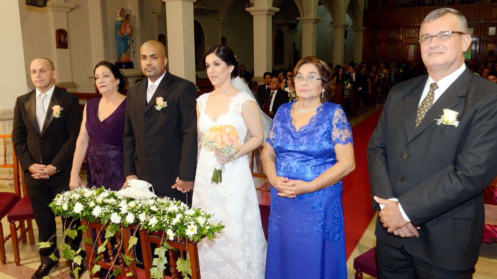 Liz Cazal Olmedo y Carlos Delphin Pérez - Sociales - ABC Color