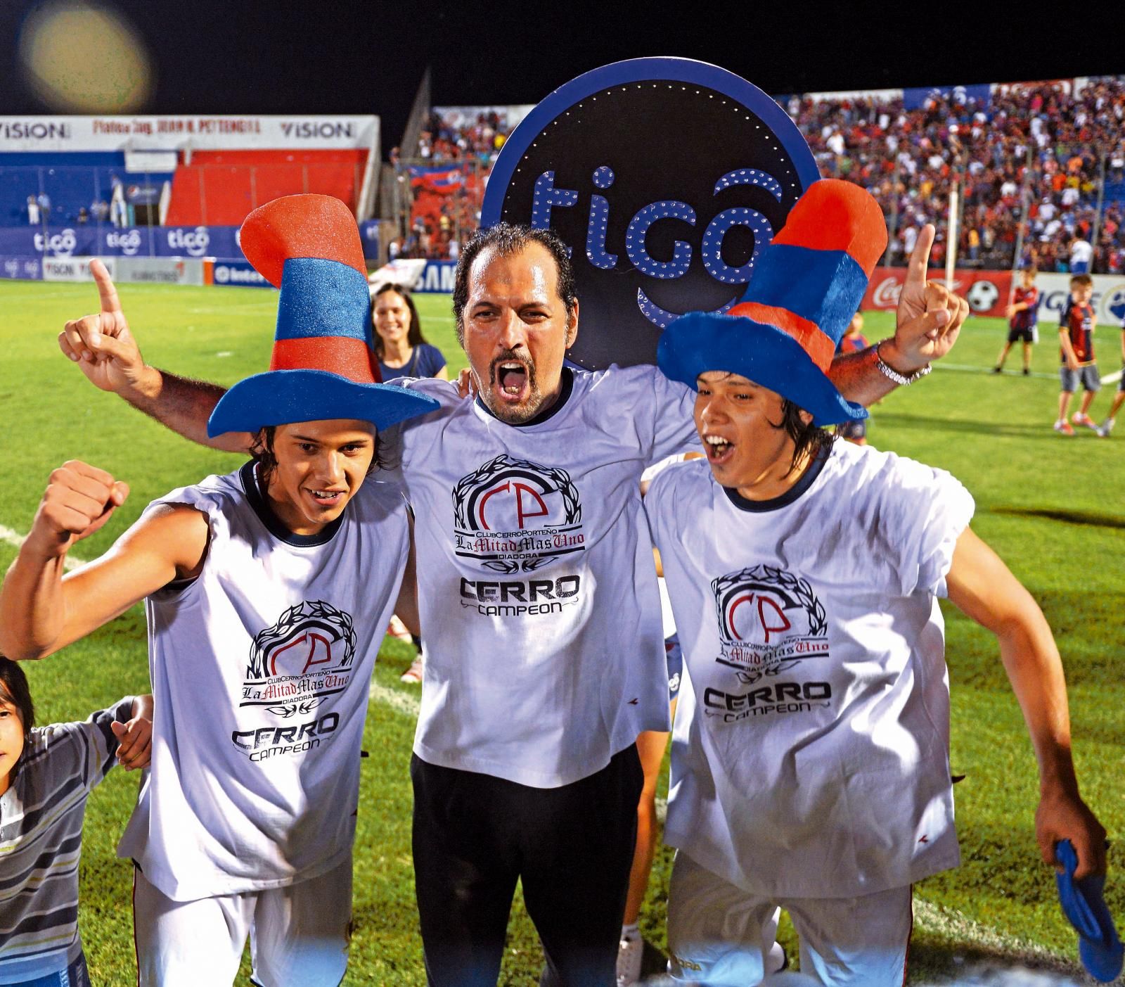 La “Olla” hirvió de pasión - Deportes - ABC Color