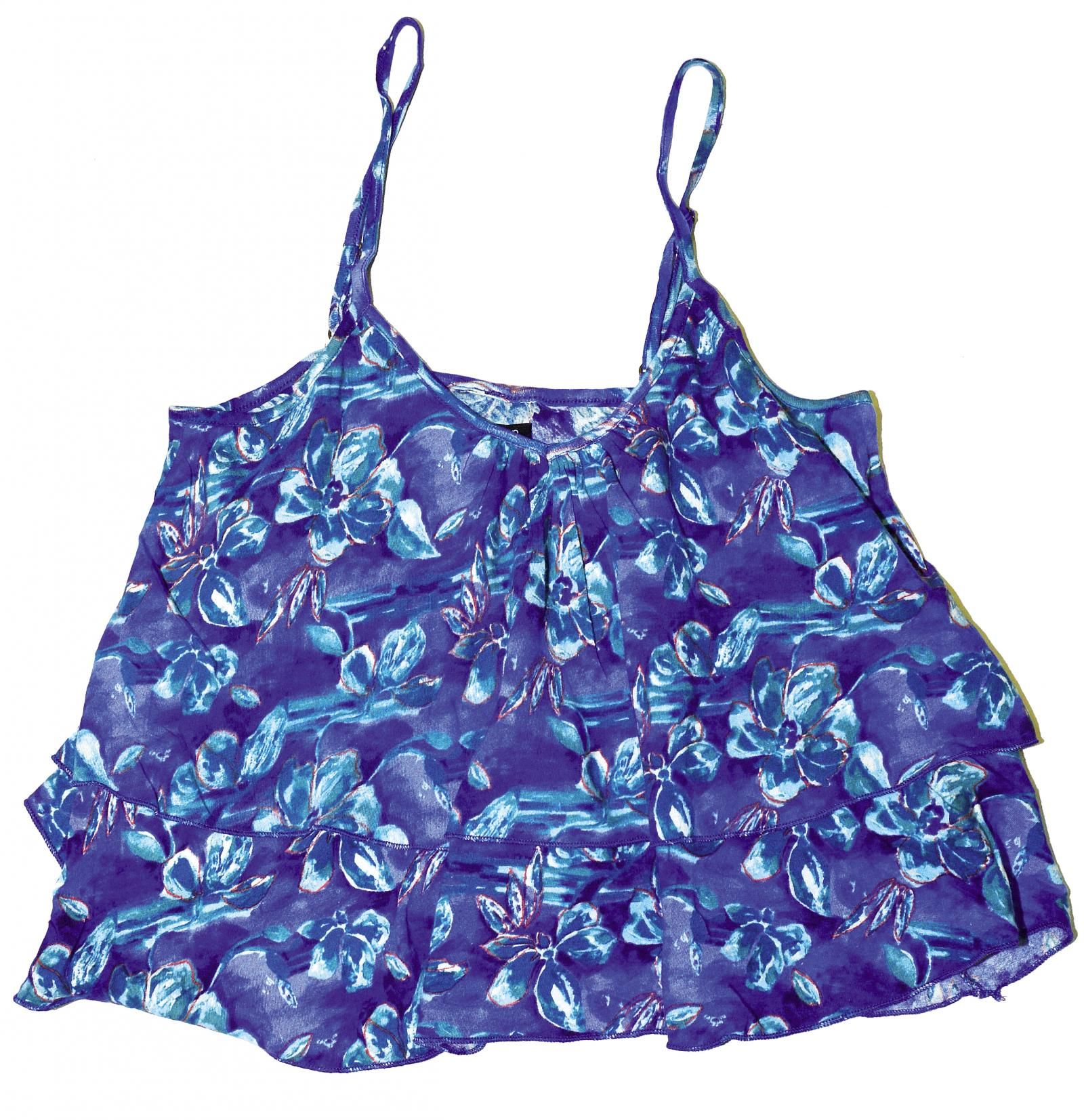 Azul intenso - Nosotras Revista - ABC Color