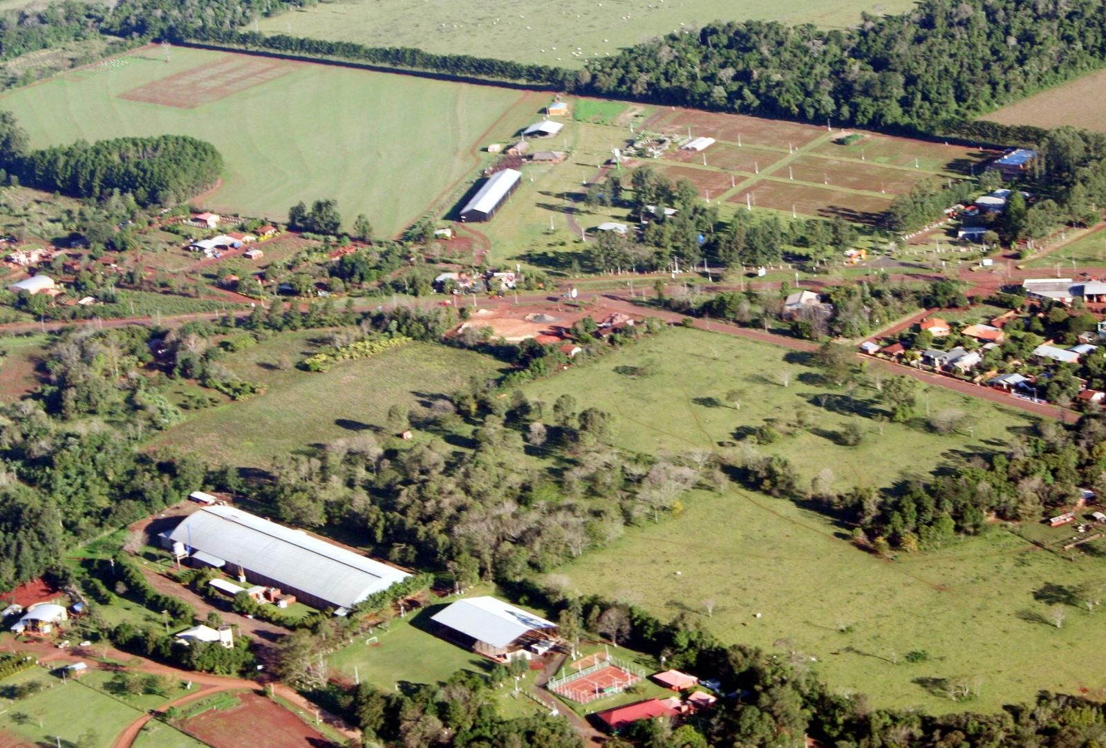 Un emporio que comenzó con la organización de 78 agricultores - 66 ...