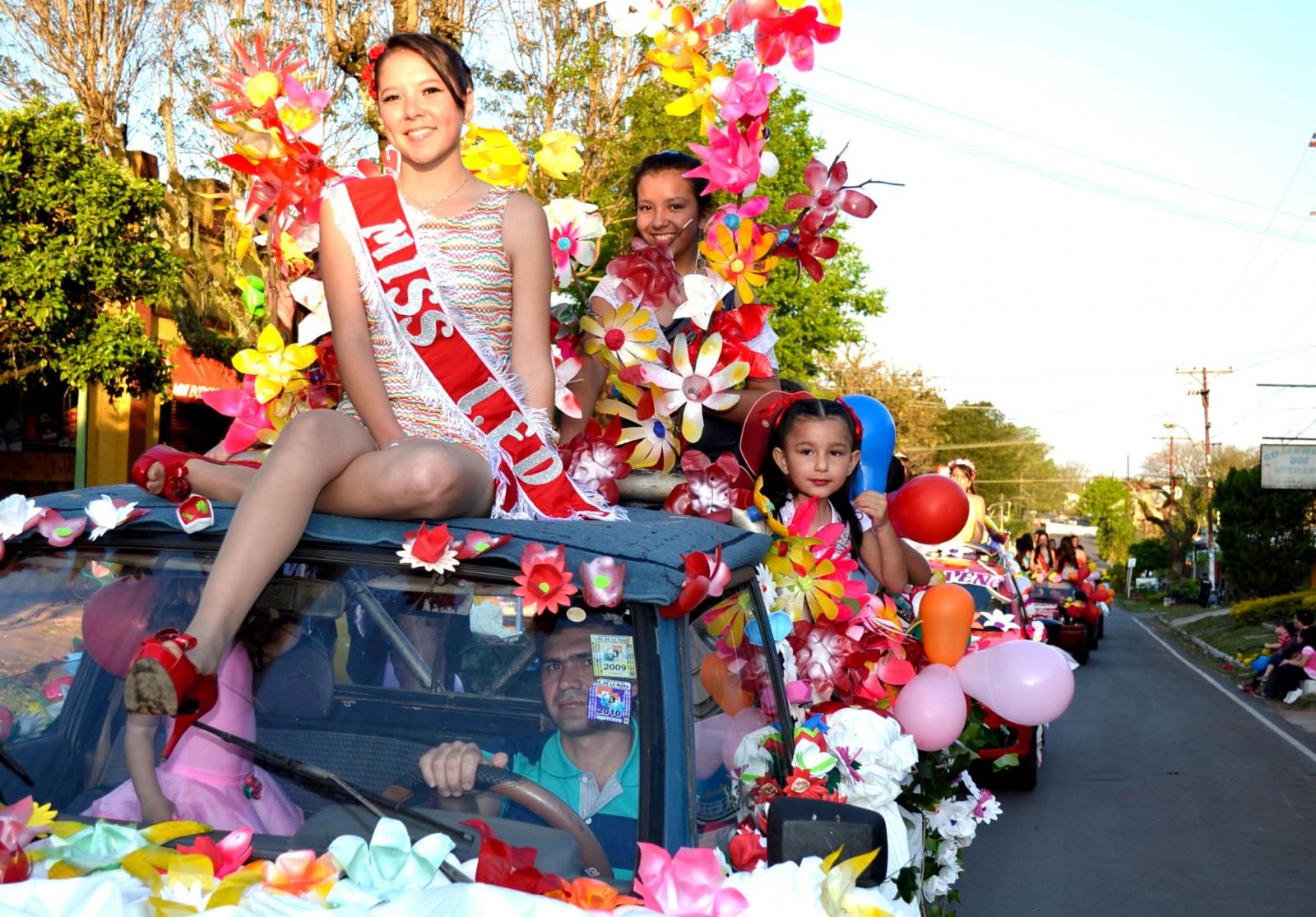 San Juan se llenó de flores - Gaceta del Sur - ABC Color