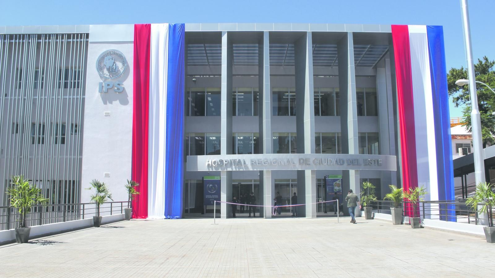 El segundo hospital más grande del IPS - - ABC Color