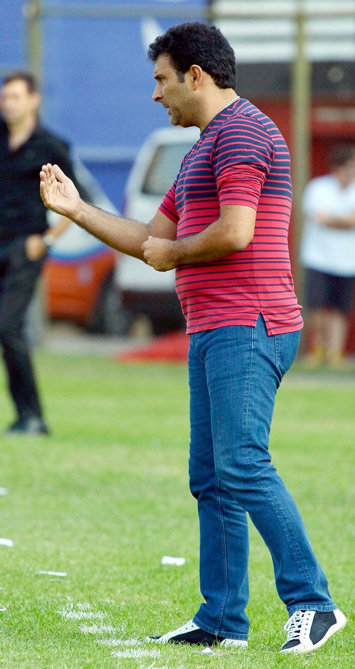 Leonardo Astrada quiere un Cerro más vertical - Fútbol - ABC Color