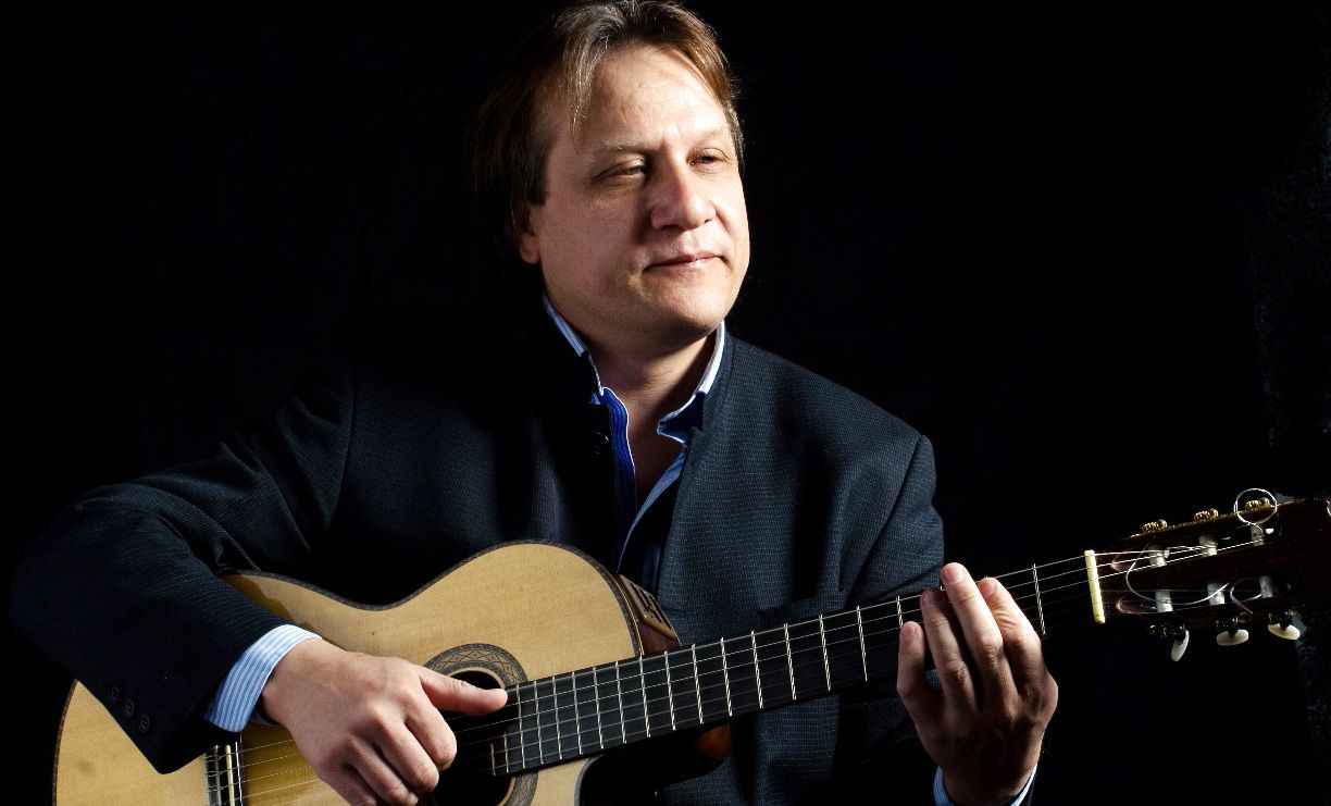 Dani Cortaza en Café Bohemia - Weekend - ABC Color